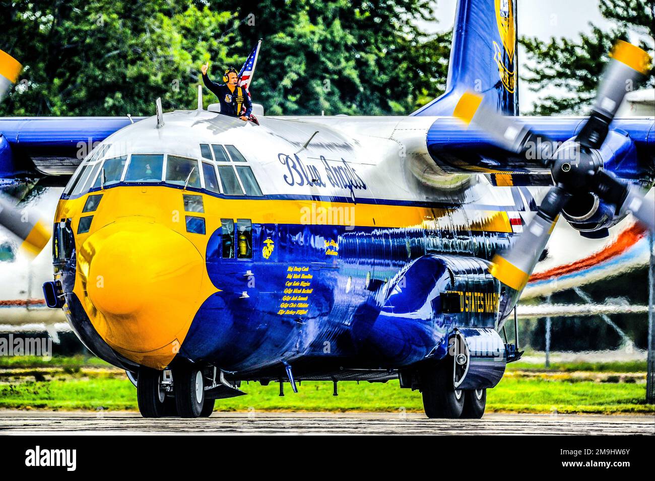 Blue angels hi-res stock photography and images - Alamy