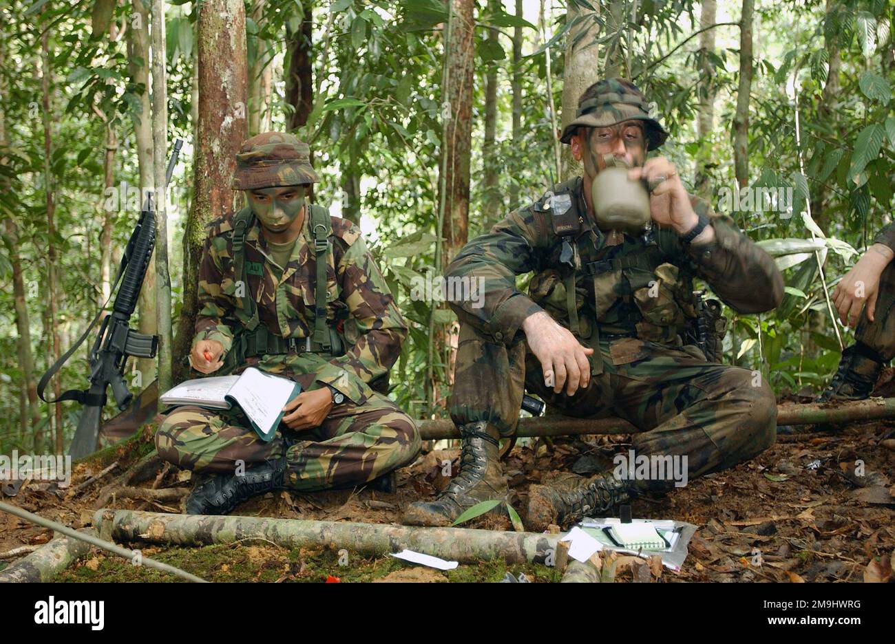 020512M-9902V-008. Country: Brunei Darussalam (BRN) Scene Major Command ...