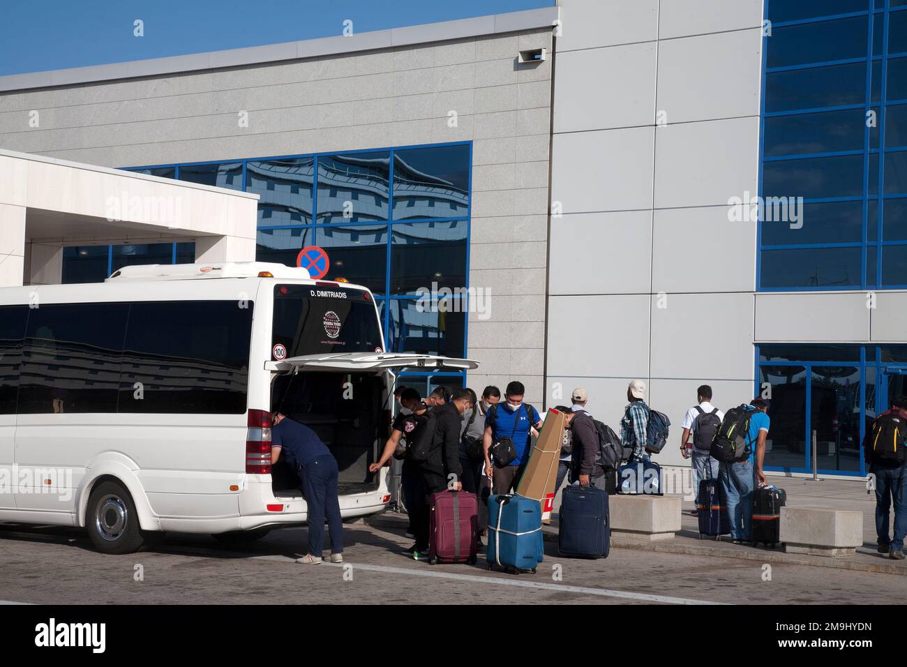 Unloading of suitcases hi-res stock photography and images - Alamy