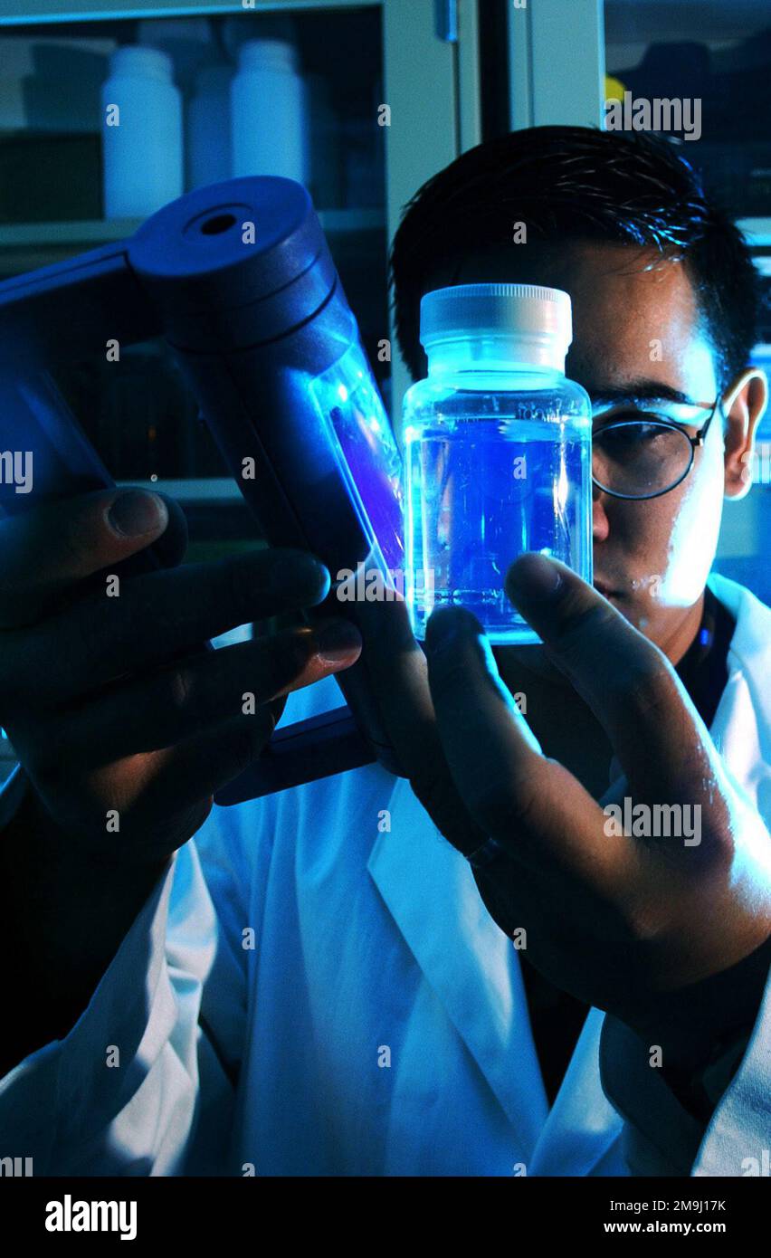 Tech sgt dennis brewer hi-res stock photography and images - Alamy