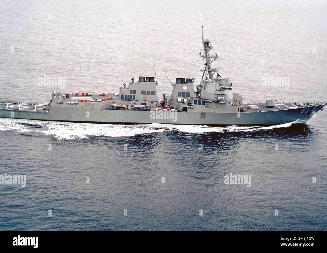 Starboard side view of the US Navy (USN) ARLEIGH BURKE CLASS (FLIGHT ...