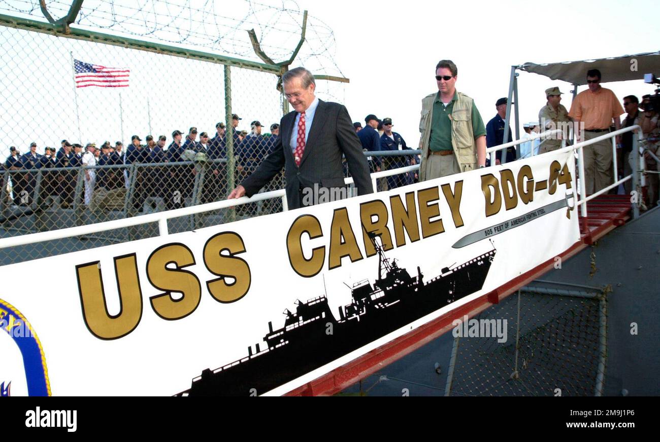 020610-N-3349L-005. Base: USS Carney (DDG 64 Stock Photo - Alamy