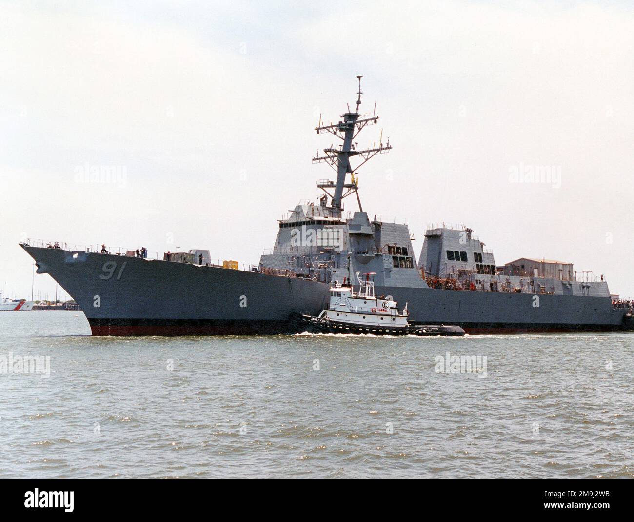 Ingalls shipbuilding hi-res stock photography and images - Alamy