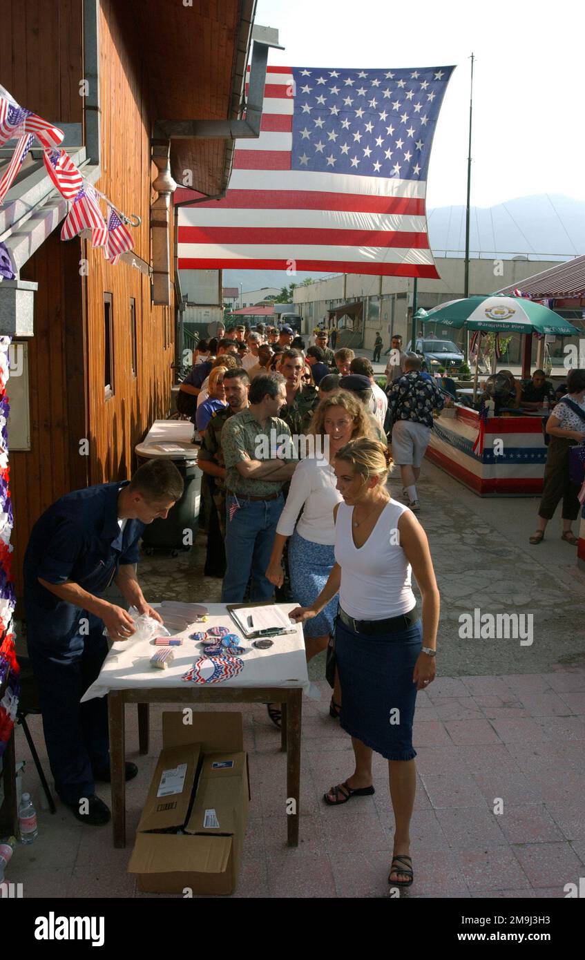 Hq 007 hi-res stock photography and images - Alamy