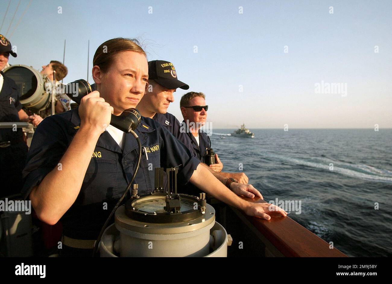 Uss hopper ddg 70 hi-res stock photography and images - Alamy