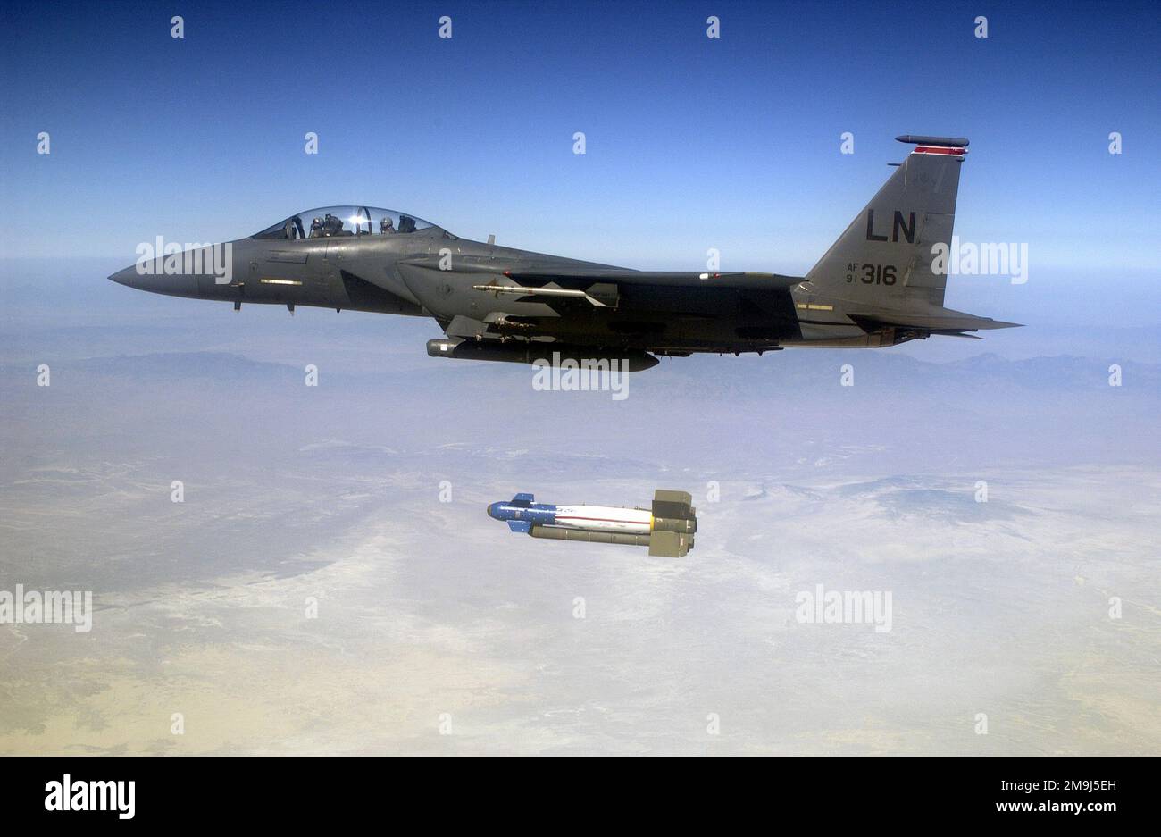 Combat hammer hi-res stock photography and images - Alamy