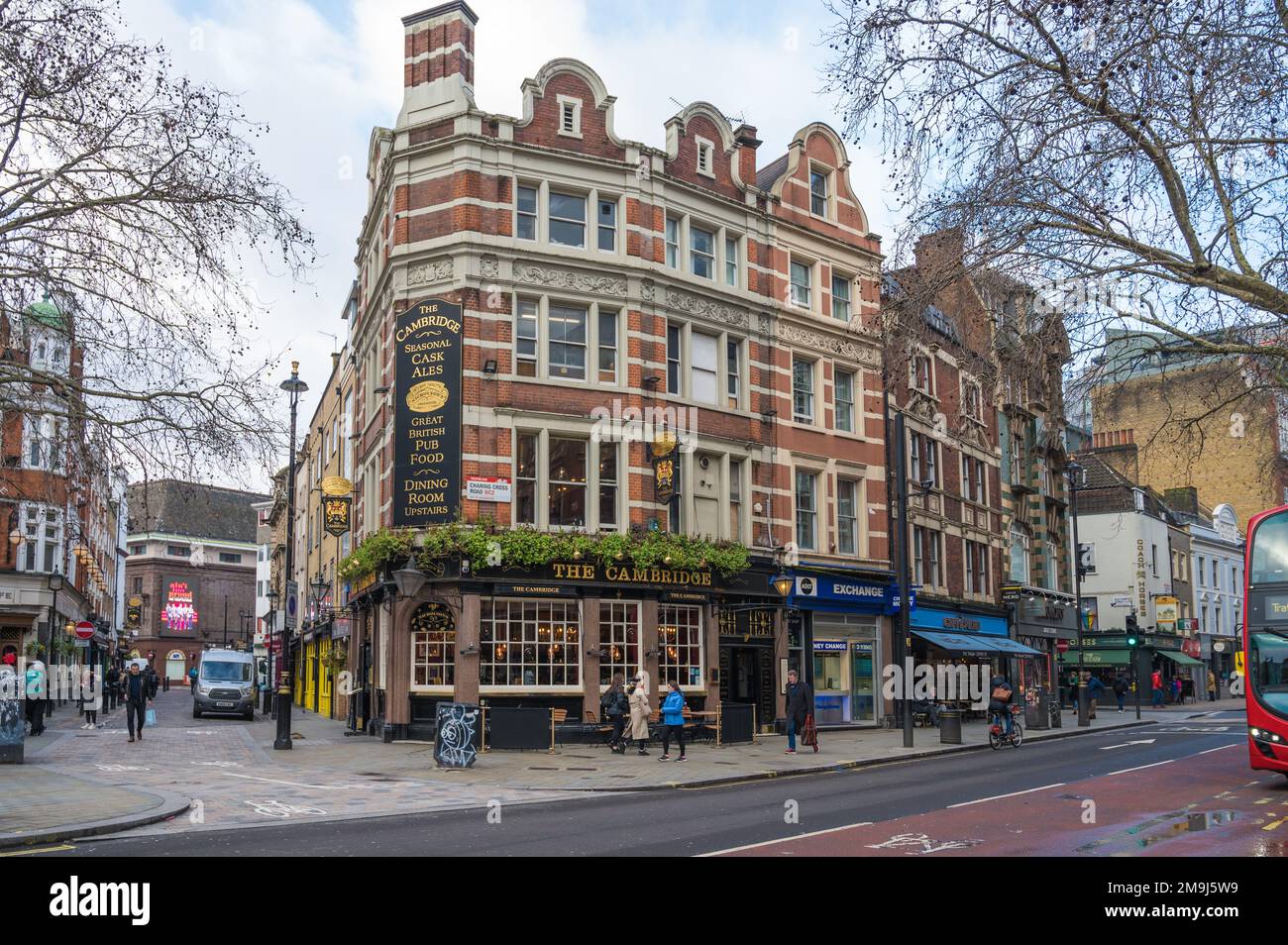 The Cambridge, a traditional pub in Cambridge Circus, Charing Cross ...