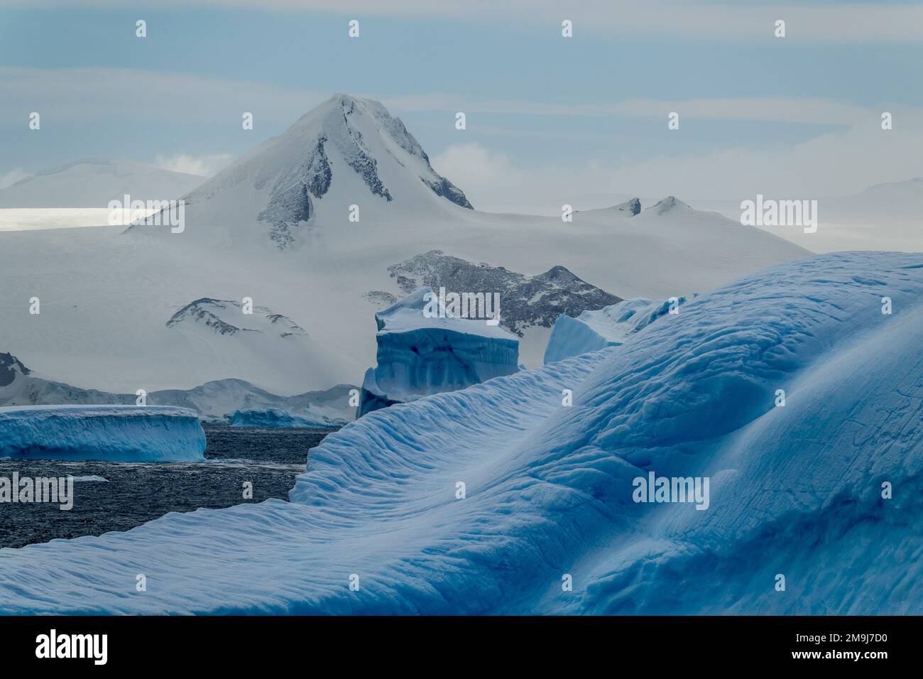 View of icebergs in the Antarctic Sound on the tip of the Antarctic ...