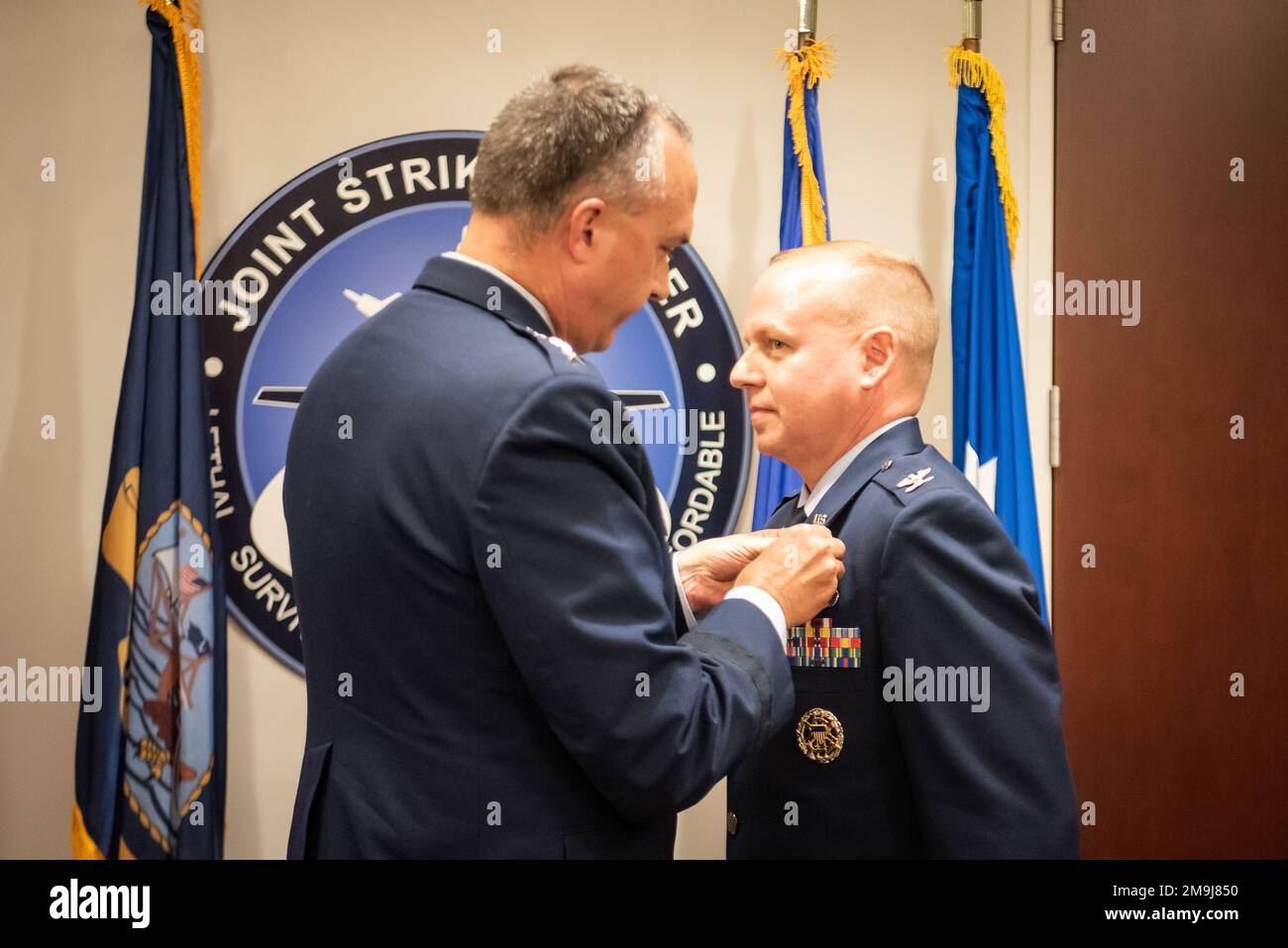 Col ryan mueller hi-res stock photography and images - Alamy