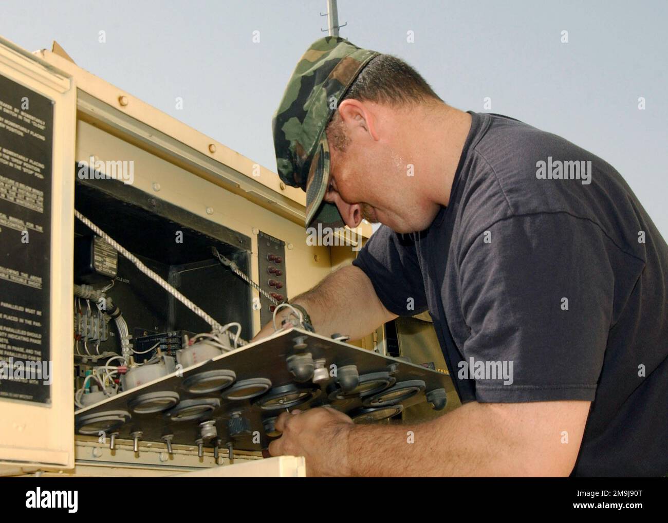 020905-F-4649H-018. Subject Operation/Series: NORTHERN WATCH Base ...