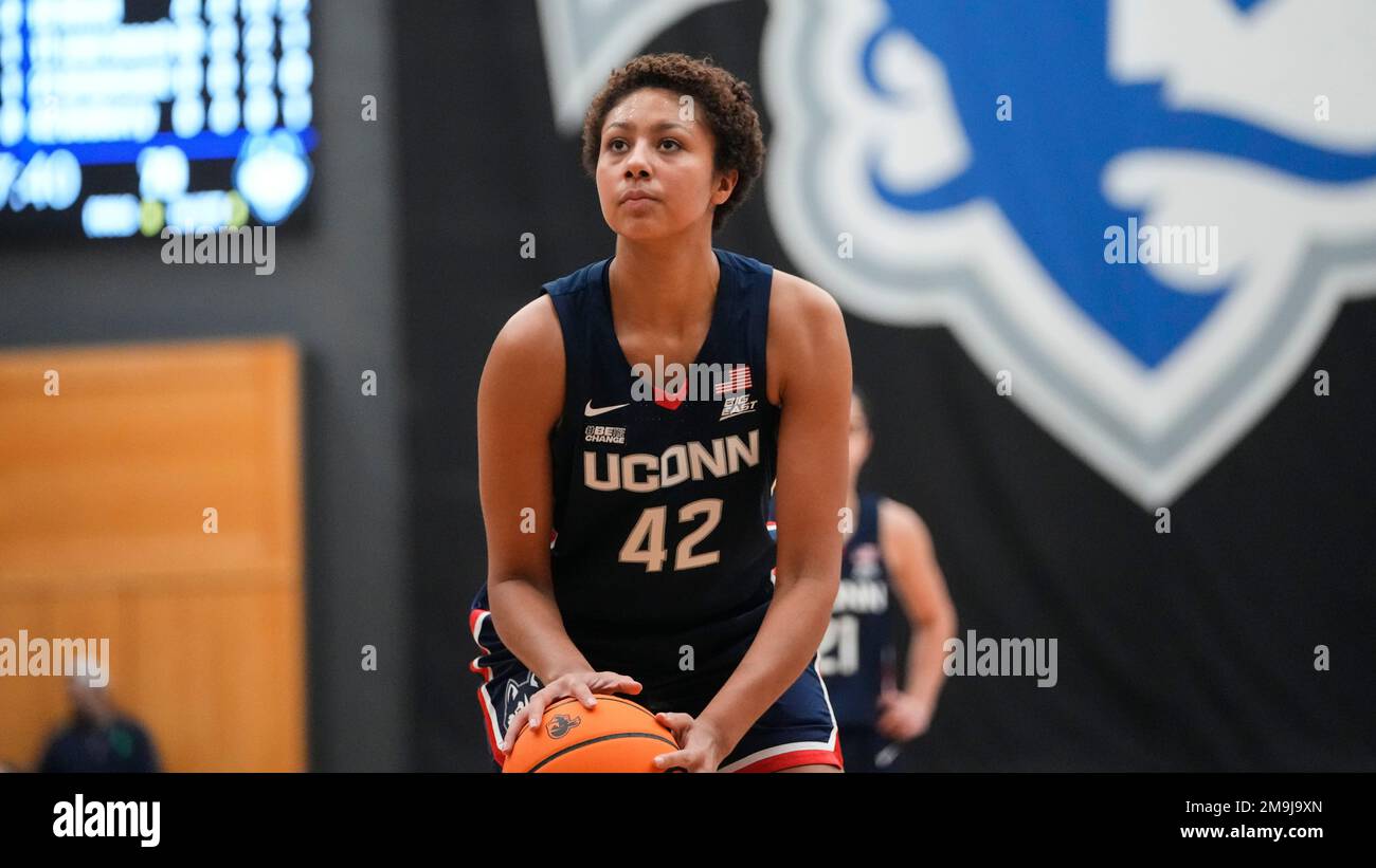 Connecticut's Amari DeBerry during the second half of an NCAA college ...