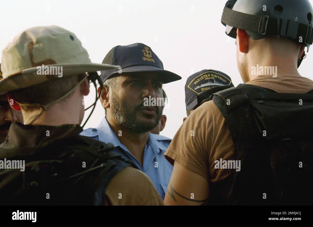 Pakistani navy hi-res stock photography and images - Alamy