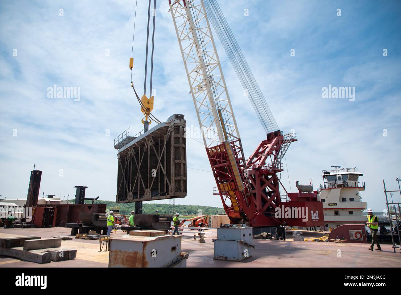 Quad repair hi-res stock photography and images - Alamy