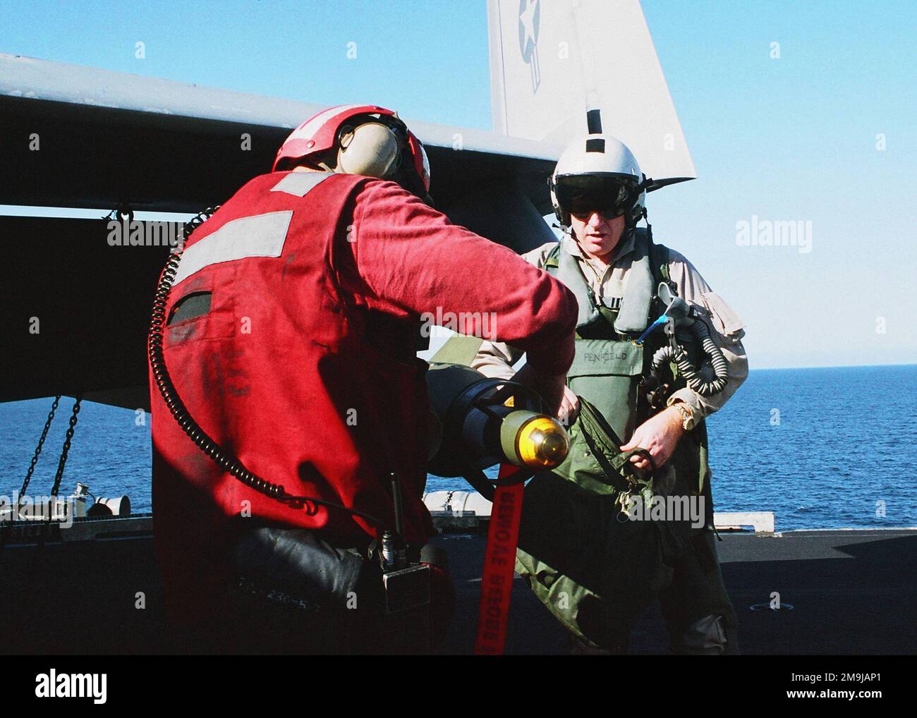 Lcdr jeff bender hi-res stock photography and images - Alamy