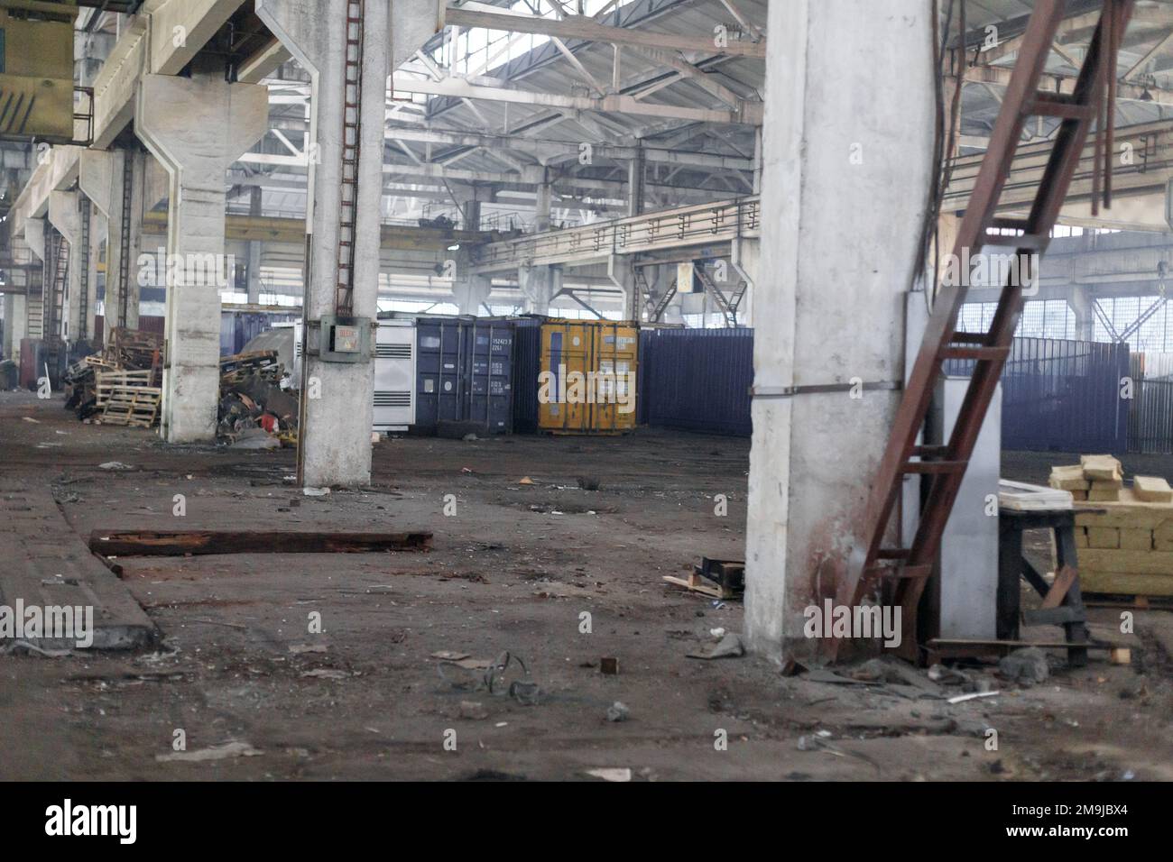 Light pouring through hi-res stock photography and images - Alamy