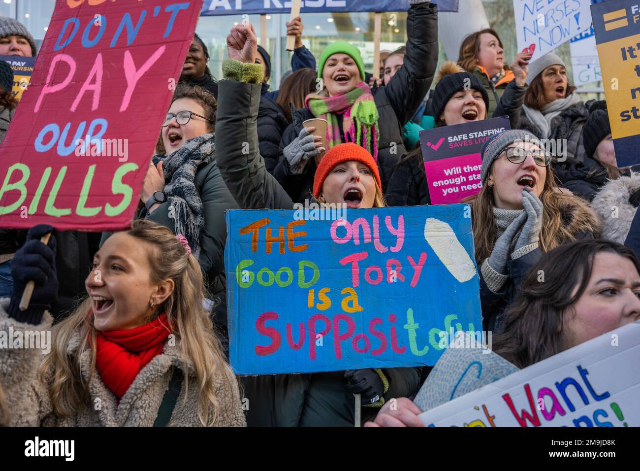 London, UK. 18th Jan, 2023. A picket line of Nurses outside the UCLH ...
