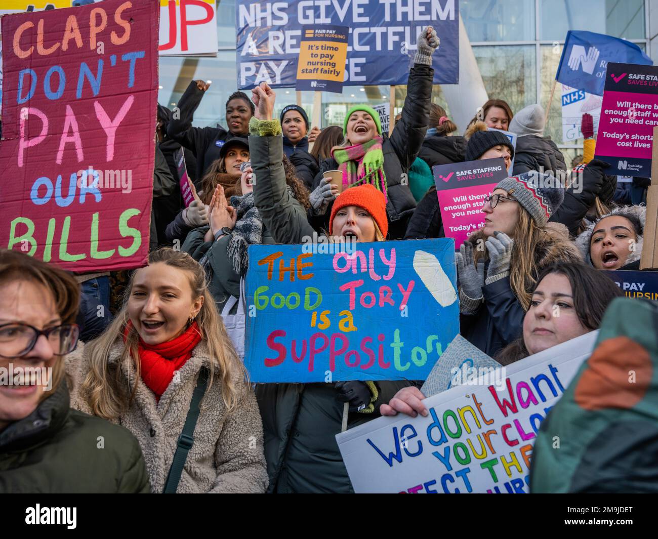 London, UK. 18th Jan, 2023. A picket line of Nurses outside the UCLH ...