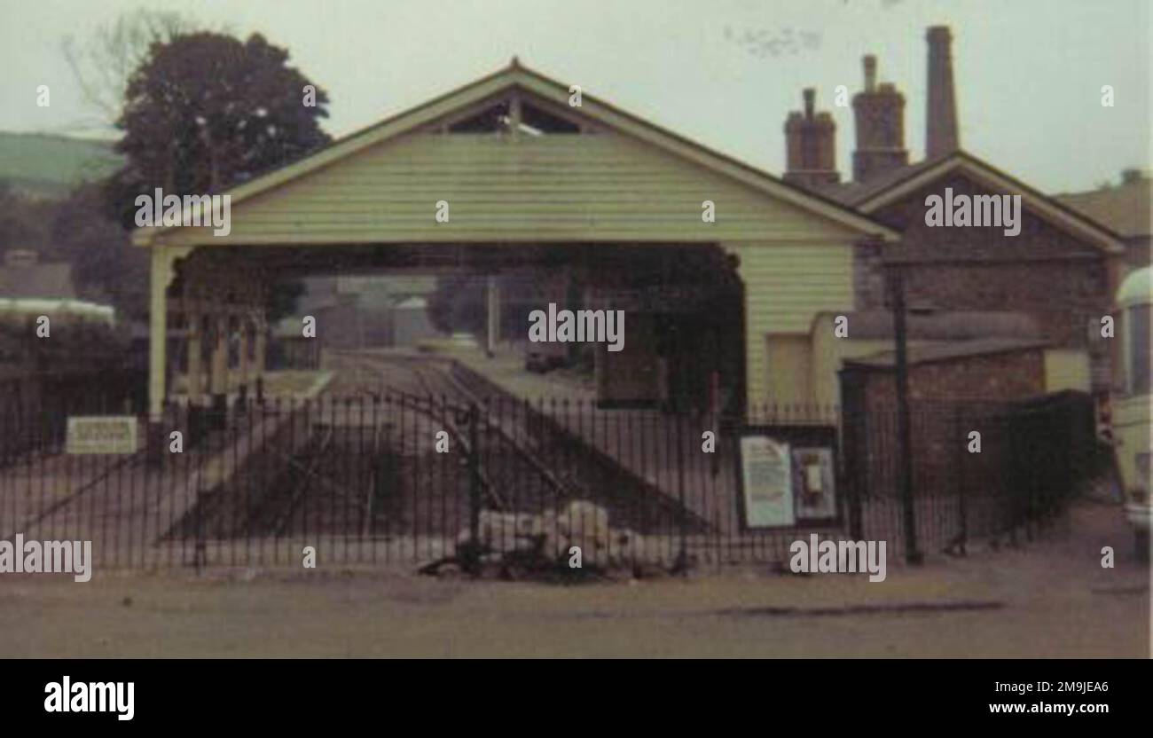 Ashburton railway station Stock Photo - Alamy