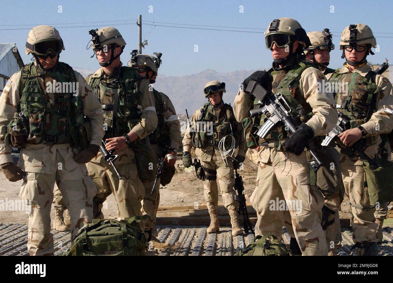 Soldiers assigned to "C" Company, 2nd Battalion, 504th Parachute ...