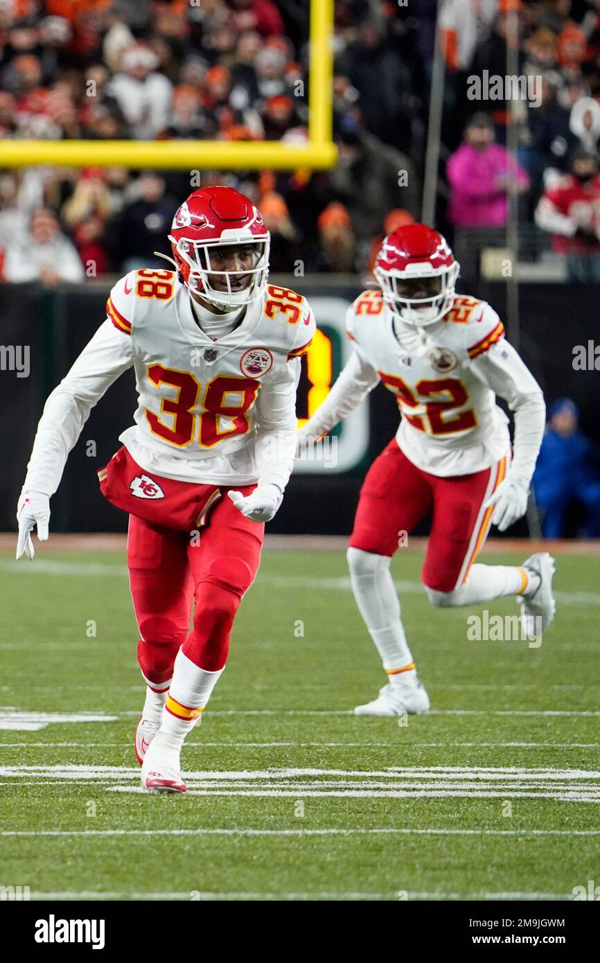 Kansas City Chiefs cornerback L'Jarius Sneed (38) takes position during ...