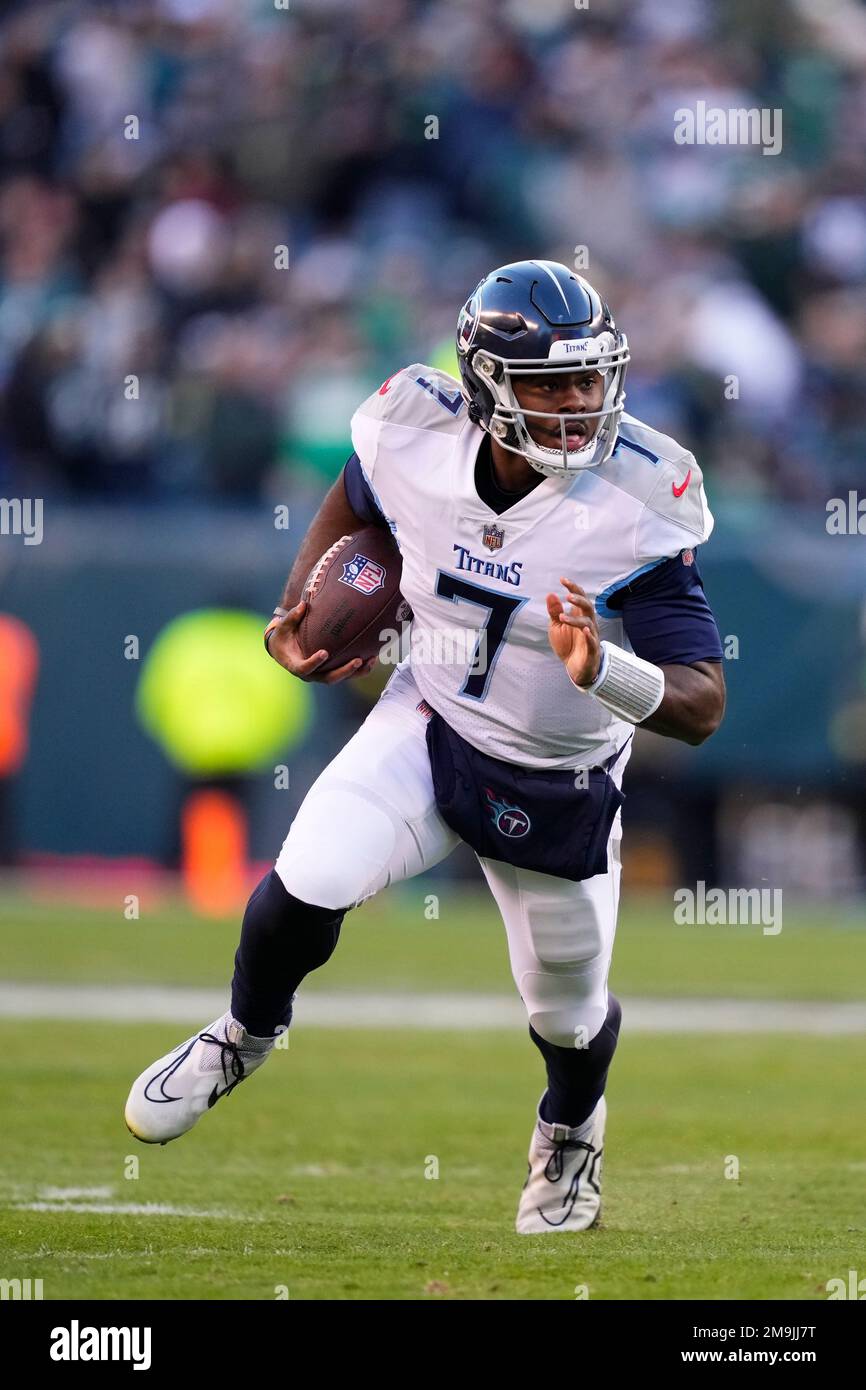 Tennessee Titans quarterback Malik Willis in action during an NFL ...