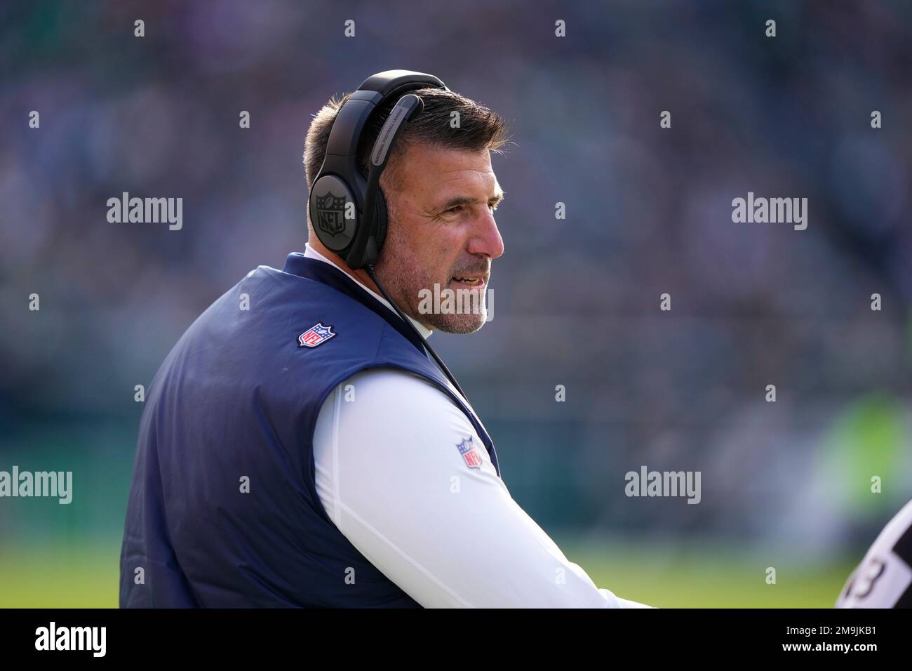 Tennessee Titans Head Coach Mike Vrabel In Action During An Nfl