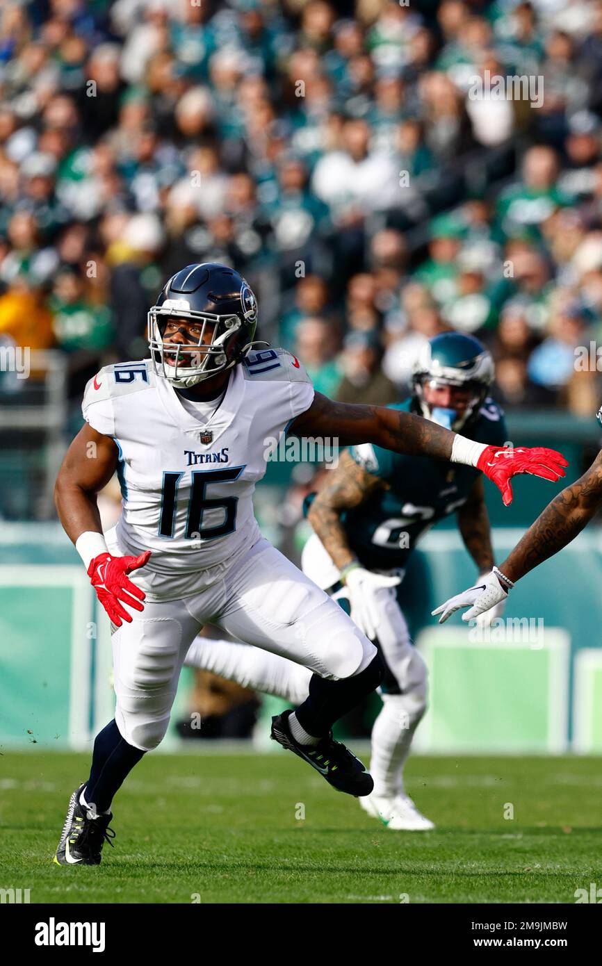 Tennessee Titans wide receiver Treylon Burks (16) in action against the ...