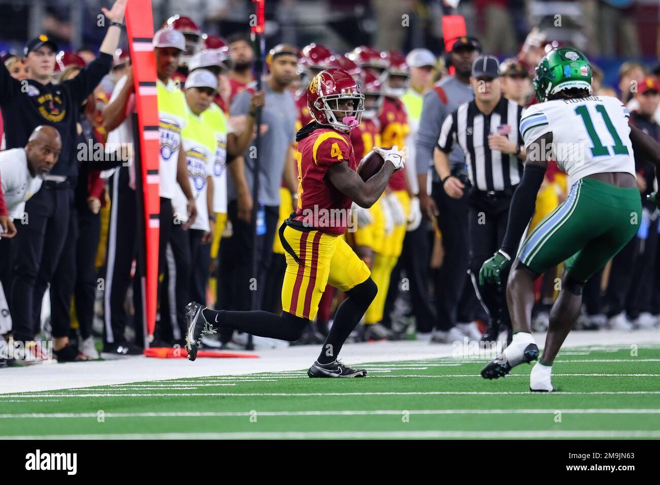 Mario williams usc hi-res stock photography and images - Alamy