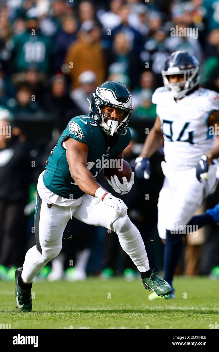 Philadelphia Eagles running back Kenneth Gainwell (14) in action during ...
