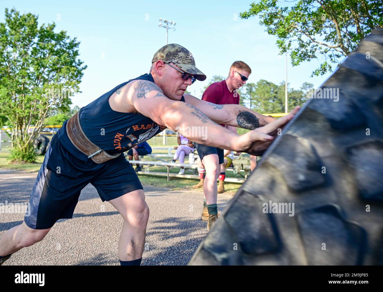 1st Lt. Wes Mayeux, a Holistic Health and Fitness dietician assigned to ...