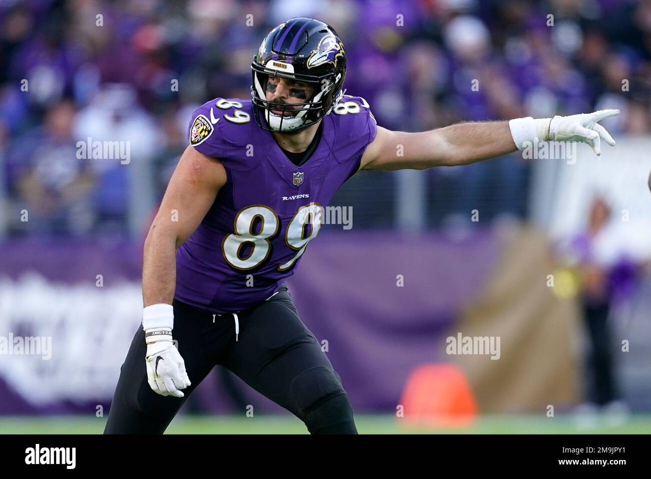 Baltimore Ravens tight end Mark Andrews prepares to run a play in the ...
