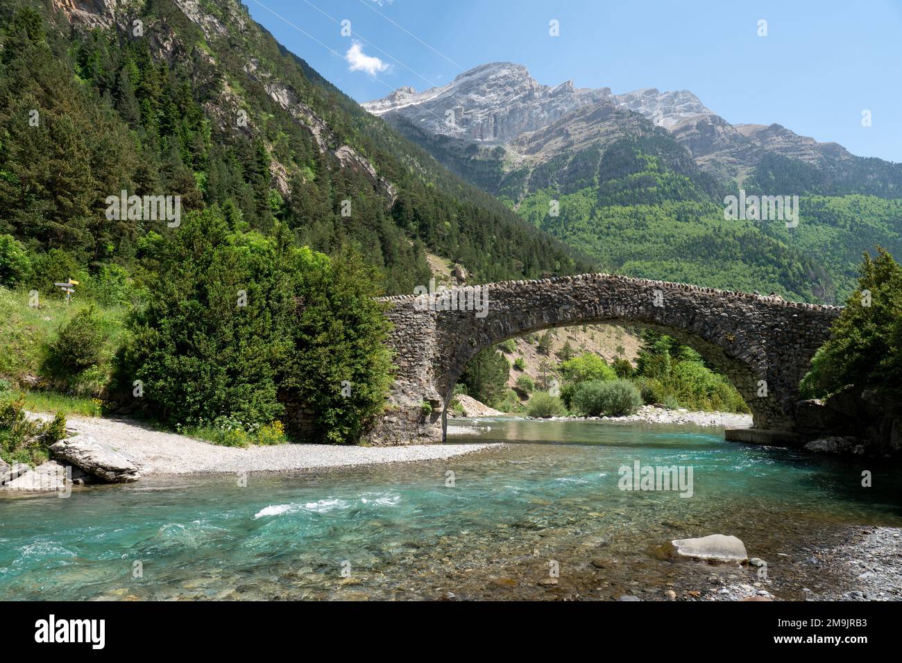 Pyrenees mountain scenery medieval hi-res stock photography and images ...