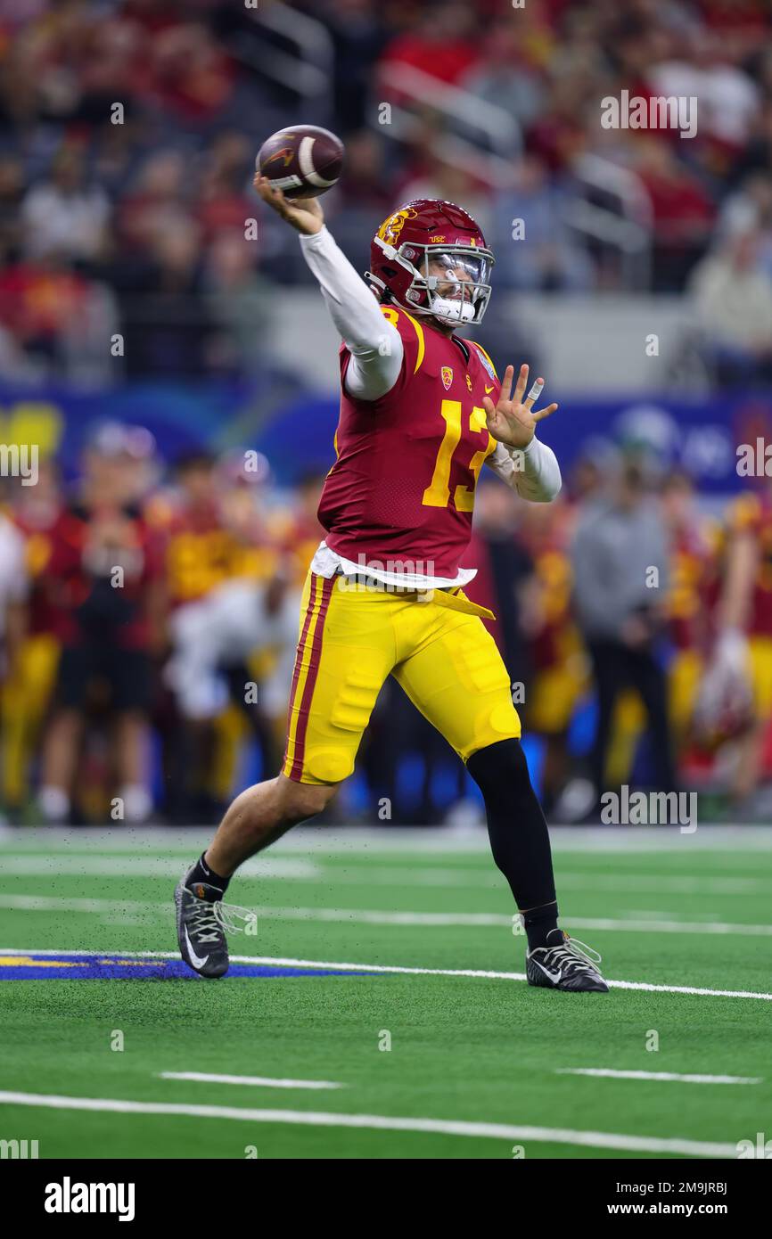 Southern California Trojans quarterback Caleb Williams (13) throws a ...