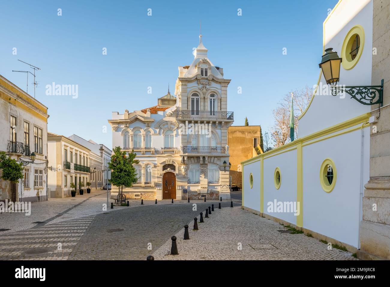 Beautiful Belmarco Mansion in the city center of Faro, Algarve ...