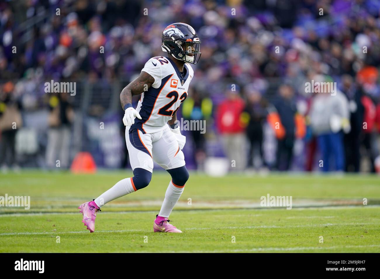 Denver Broncos safety Kareem Jackson defends in the first half of an ...