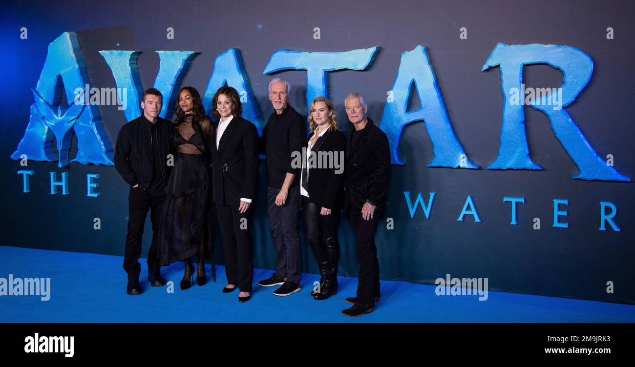 Sam Worthington, Zoe Saldana, Sigourney Weaver, James Cameron, Kate ...