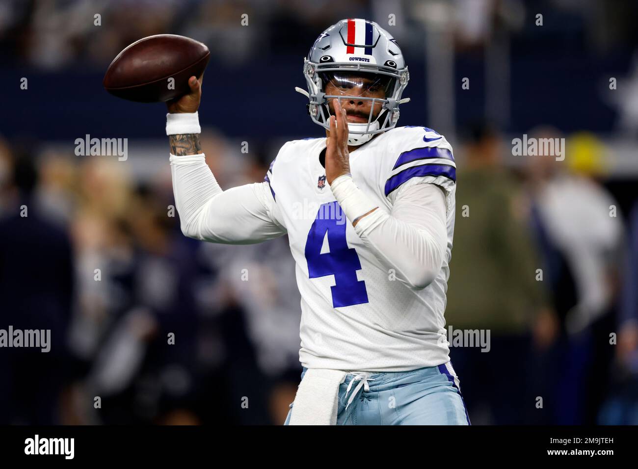 Dallas Cowboys quarterback Dak Prescott (4) throws before the game ...