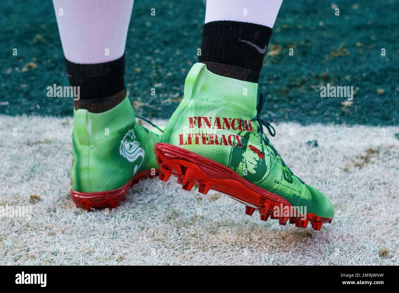 Philadelphia Eagles nose tackle Ndamukong Suh (74) wears his "My Cause ...