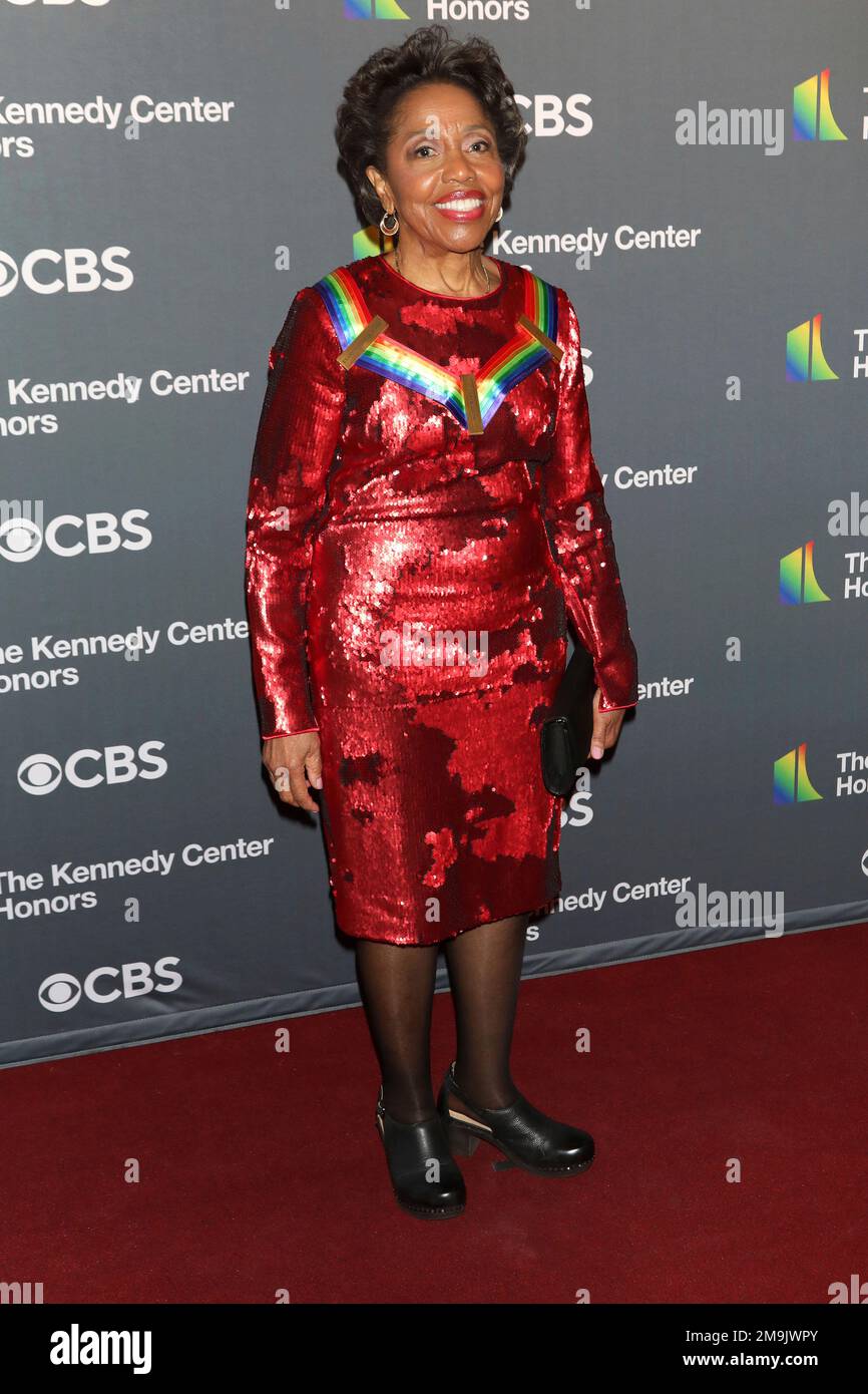 2022 Kennedy Center Honoree Tania Leon arrives at the Kennedy Center ...