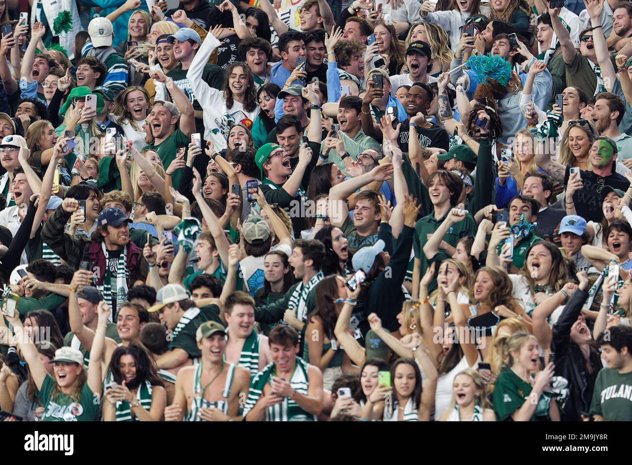 Tulane Green Wave fans go crazy after they take the lead 46-45 over the ...