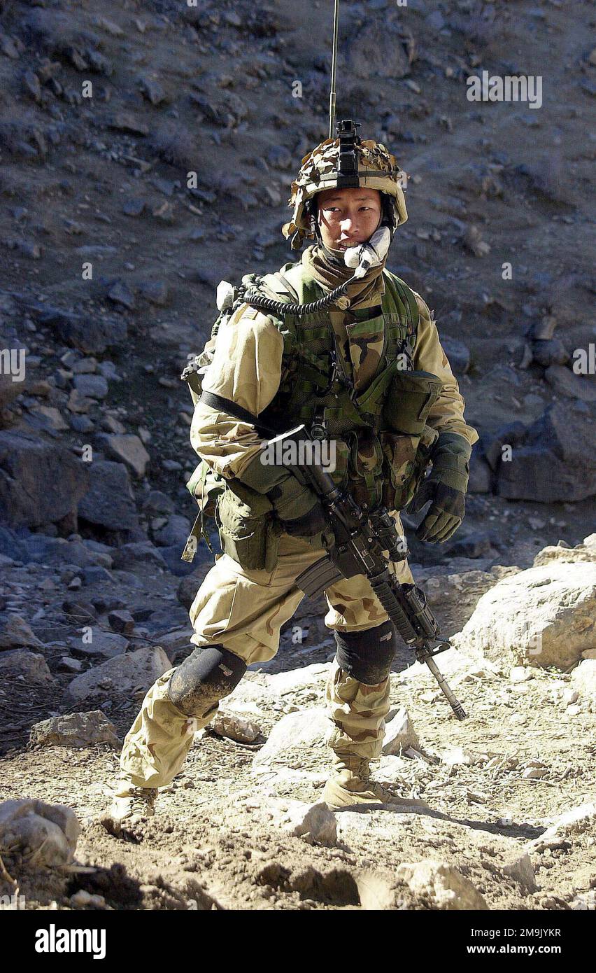 Radio operator, Private First Class (PFC) Thuam Nguyen with "A" Company ...