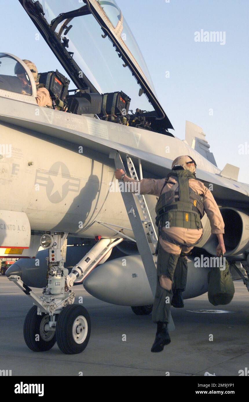 Lieutenant Colonel C.J. " Moon" Mullin from the US Marine (USMC) All ...