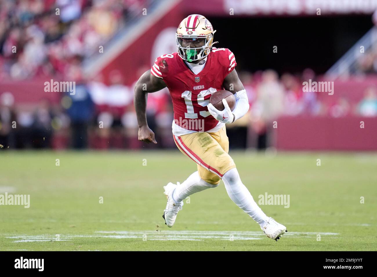 San Francisco 49ers wide receiver Deebo Samuel (19) runs against the ...