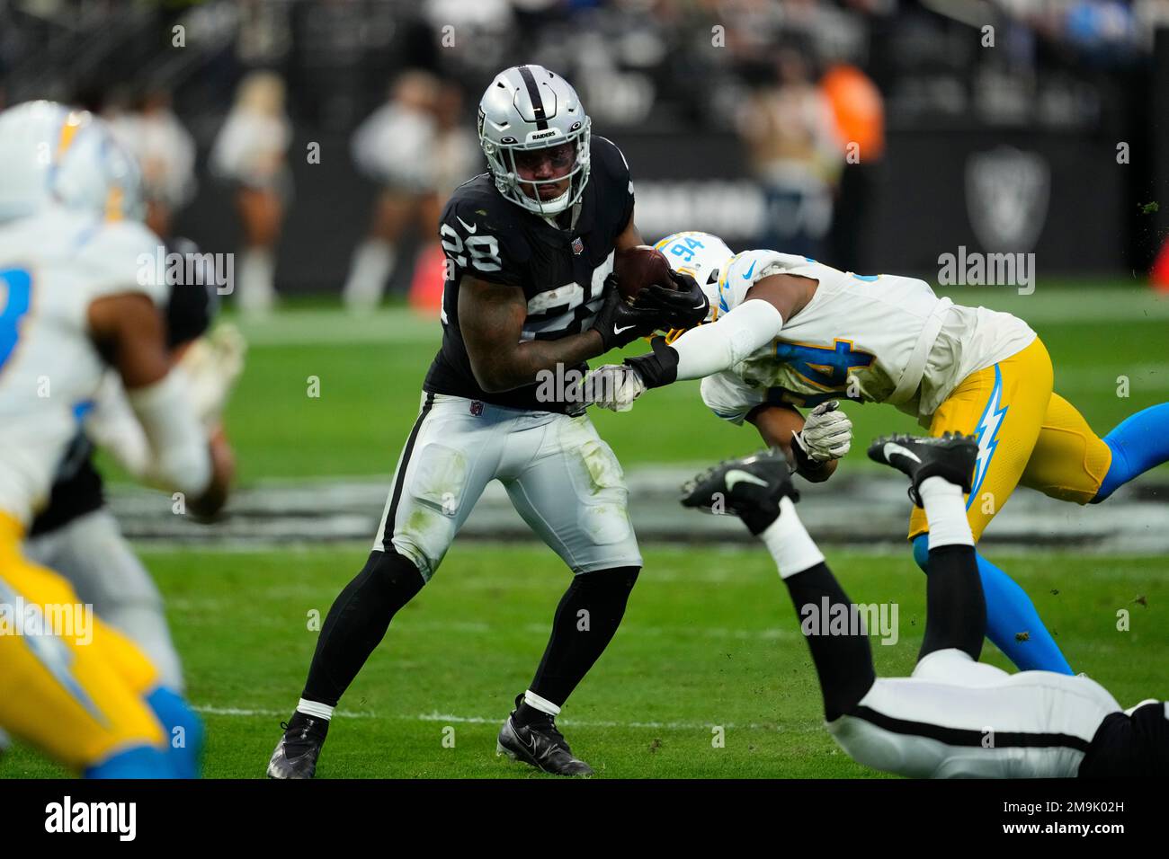 Las Vegas Raiders running back Josh Jacobs (28) carries against Los ...