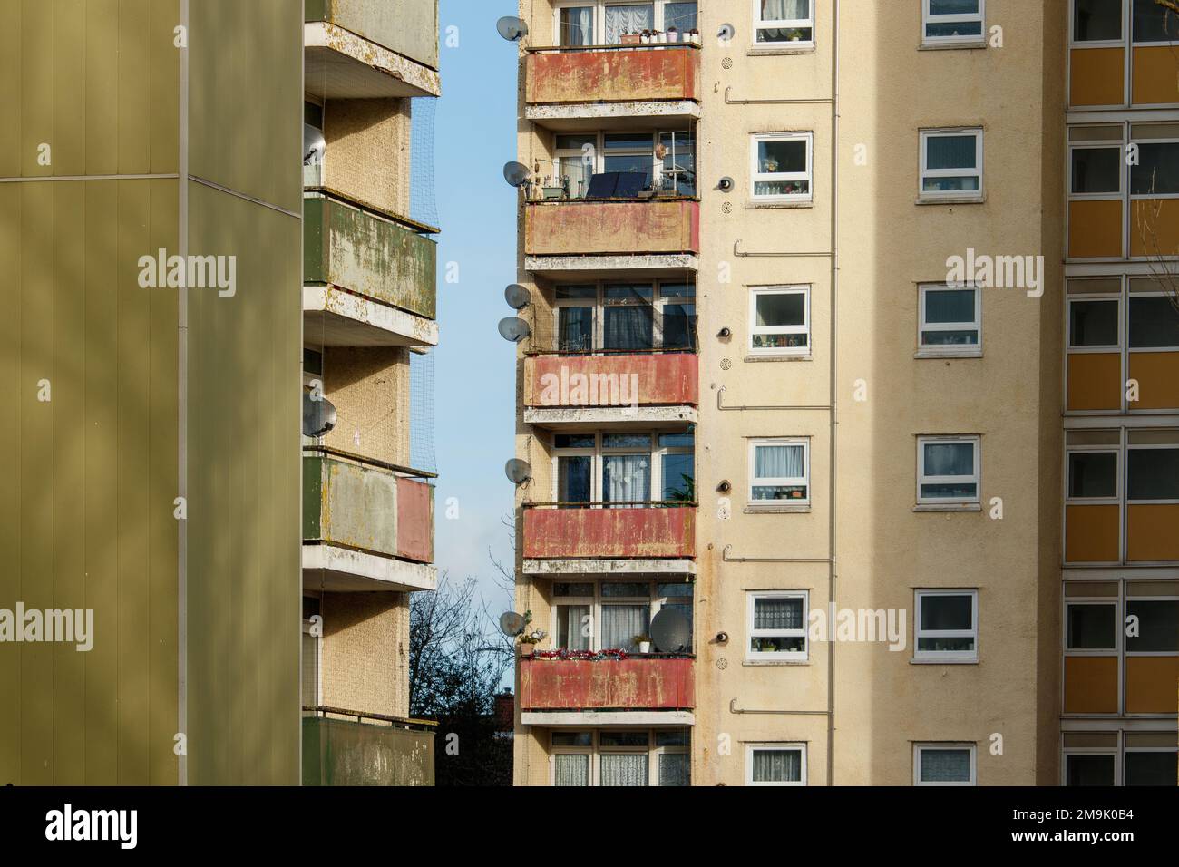 Mouldy tower blocks hi-res stock photography and images - Alamy