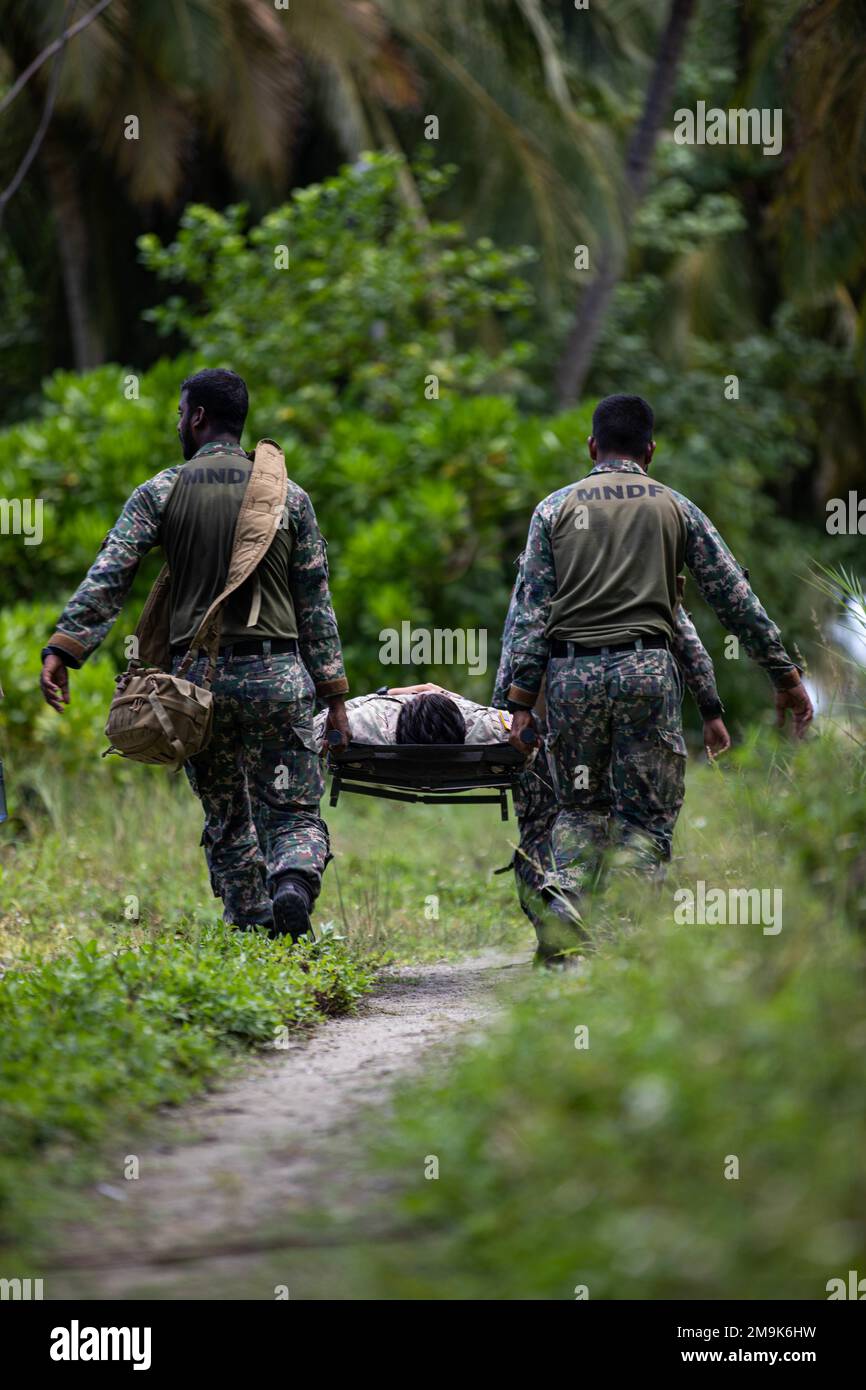 Members of the Maldives National Defense Forces practice Tactical ...