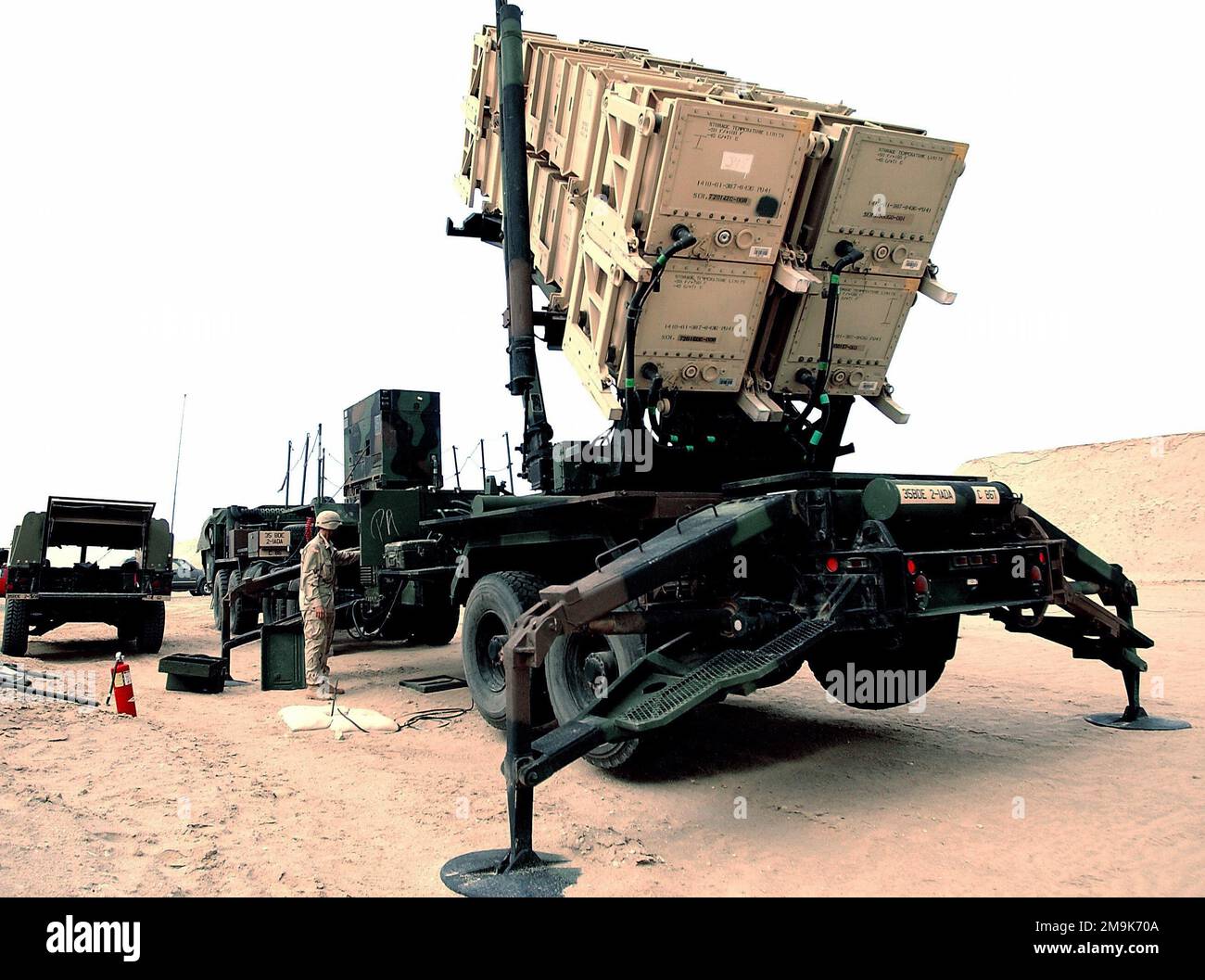 Camp arifjan army base hi-res stock photography and images - Alamy