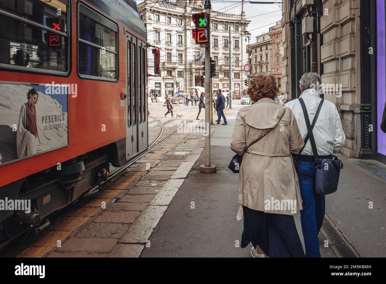 Street life in the famous city of Milan, Italy Stock Photo - Alamy
