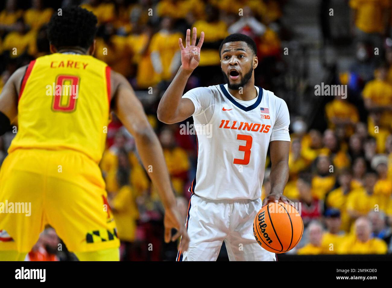 Illinois guard Jayden Epps (3) handles the ball against Maryland guard ...