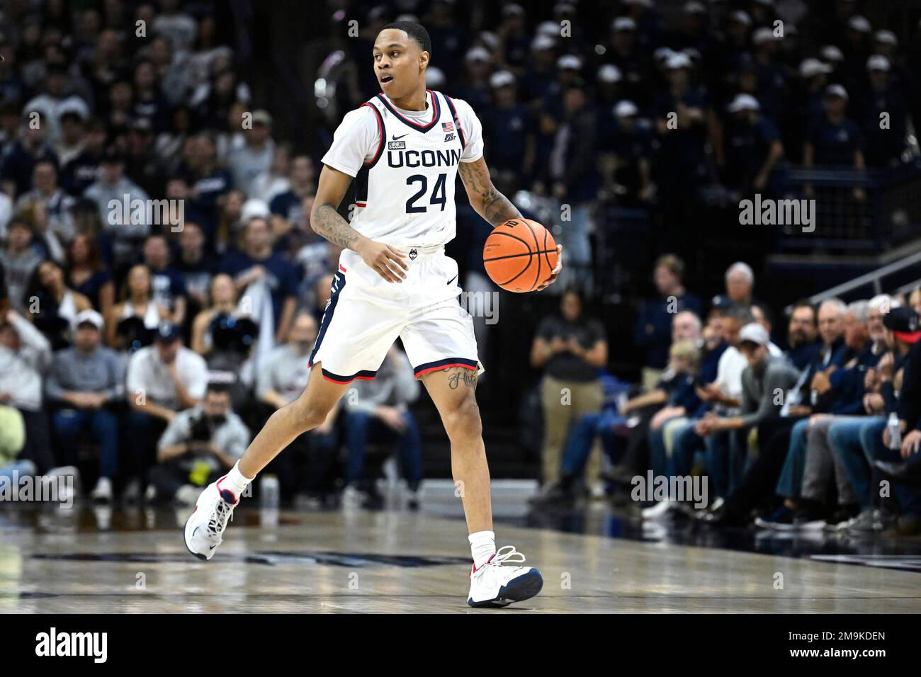 Connecticut's Jordan Hawkins (24) in the second half of an NCAA college ...
